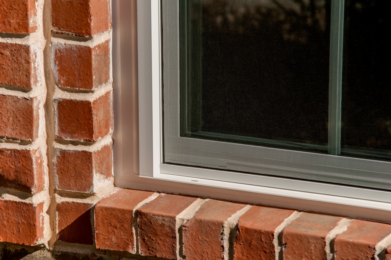 Brennan Traditions Windows with Grids - Argyle